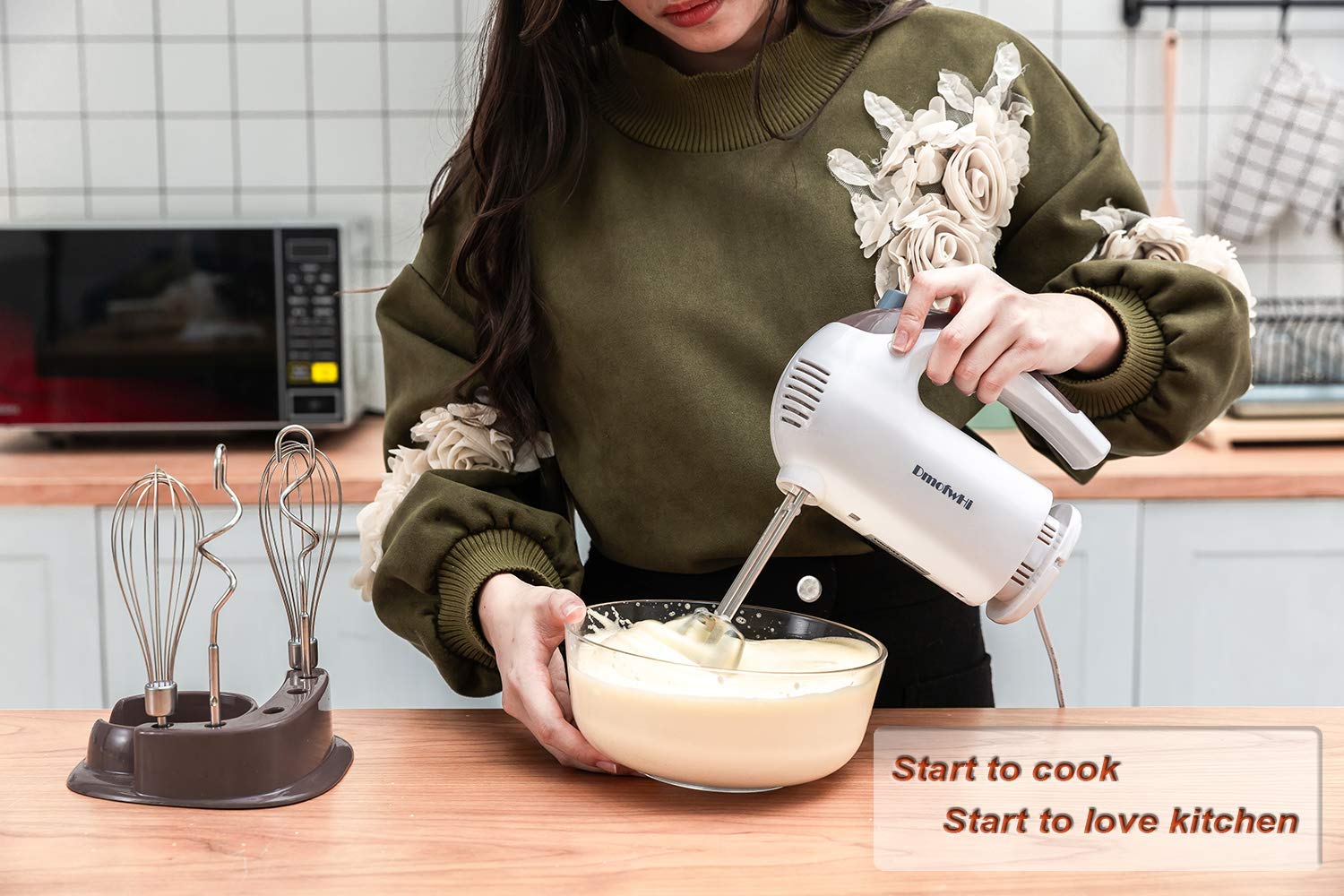 DmofwHi Hand Mixer Electric,5-Speed Mixer Electric Handheld with 6 Stainless Steel Accessories and Storage Case, Electric Mixer for Cake, Cream, Brownies(White)
