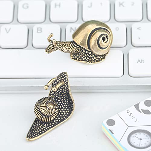 2pcs Snail decor Outdoor pond Garden snail figurine Brass Snail With feng shui decorative effect The meaning of the snail walk slowly and have a safe journey,Suitable for computer desk decoration