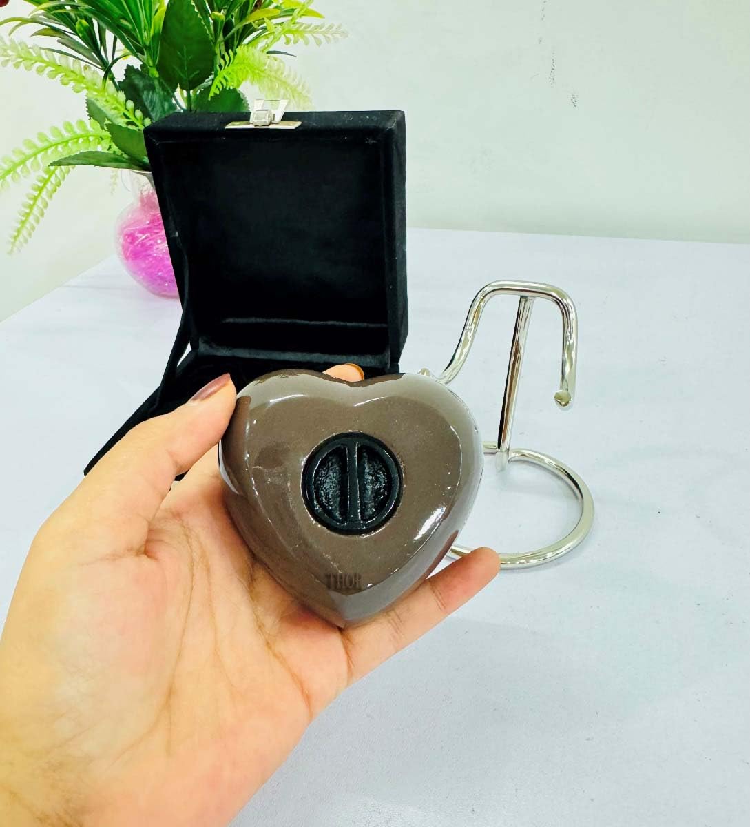 Brown Foot Print Heart Urn Keepsake Cremation Urn for Human pet Ashes Handcrafted Urn Heart Shaped - Perfect for Adults & Infants with Brass Stand 3inch