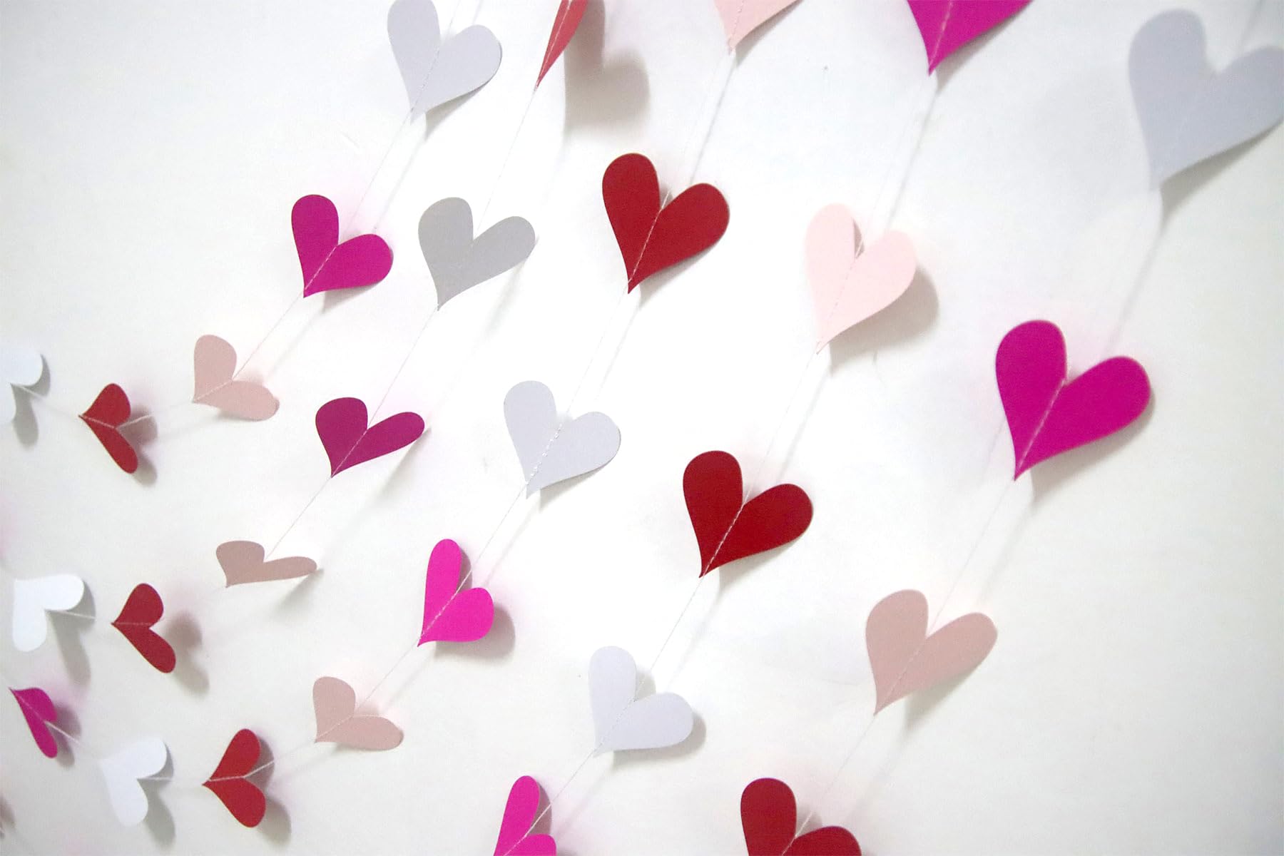 5 Pcs Heart Garland Banner, 100 Hearts Hanging Valentine's Day Decoration Garland for Anniversary Valentine's Day Wedding Birthday Party Decorations