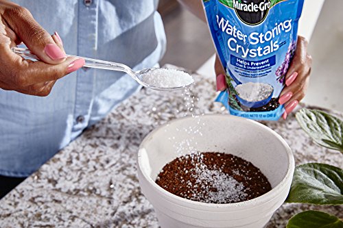 Miracle-Gro Water Storing Crystals 12 oz