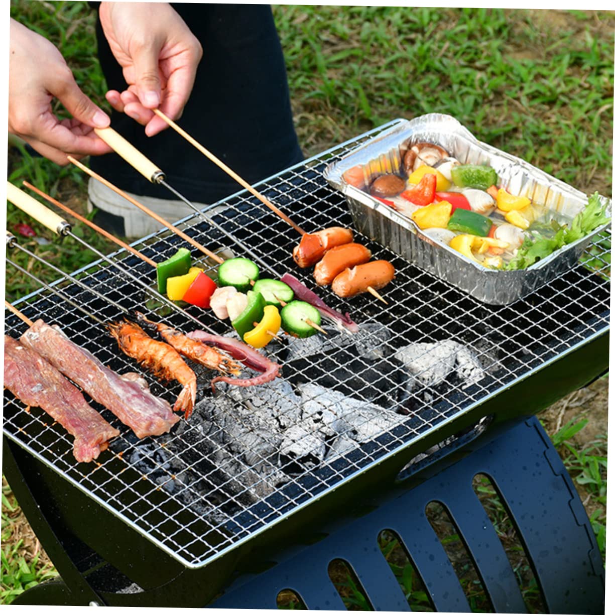 Happyyami 4 Pcs Stainless Steel BBQ Mesh Barbecue Pad Chef Cooling Rack Barbecue Grill Rack Baking Rack Grill Mesh Mat Outdoor BBQ Mat Square Backpack Grill Cooking Grid Travel Gift Small