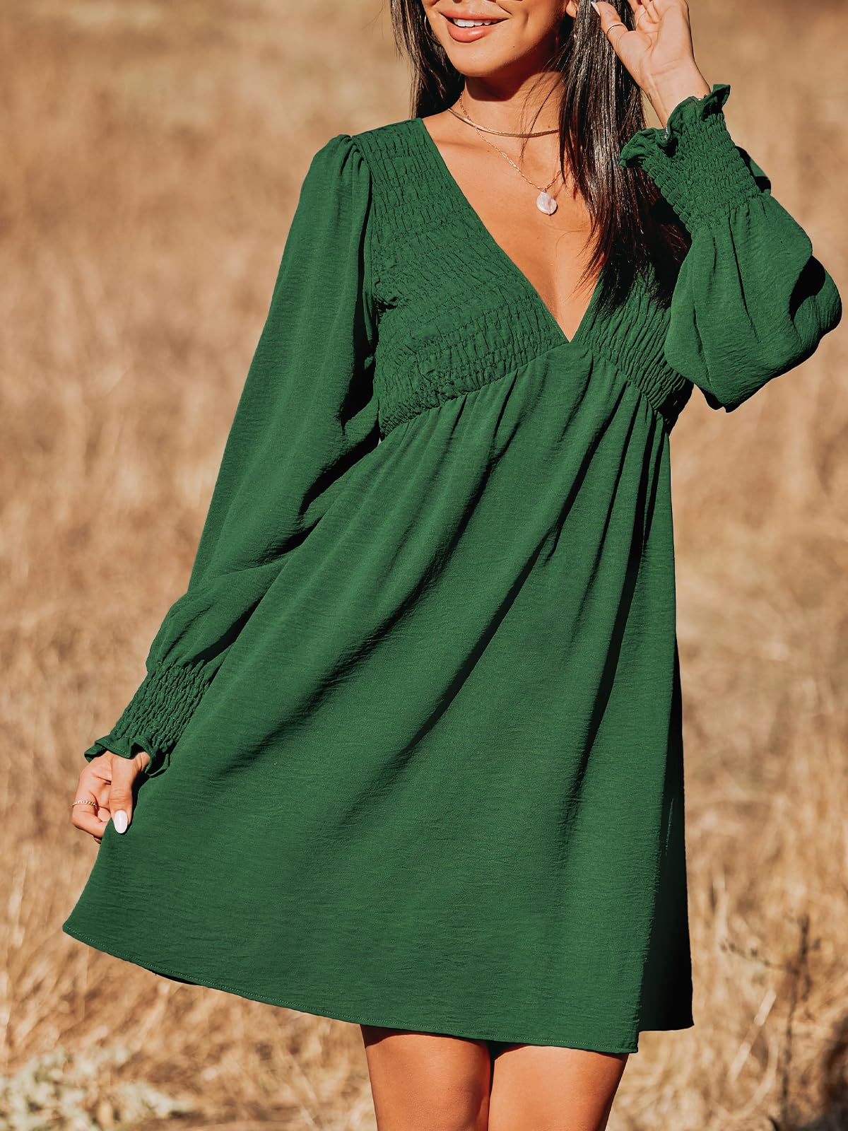 CUPSHE Women's Mini Dress Smocked V Neck Long Sleeve Empire Waist Casual A Line Green Dress