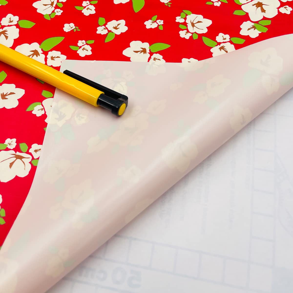 Yifely Vintage Red Shelving Paper Peel & Stick Floral Shelf Liner Countertop Drawer Sticker Redo Old Locker 17.7 Inch by 9.8 Feet