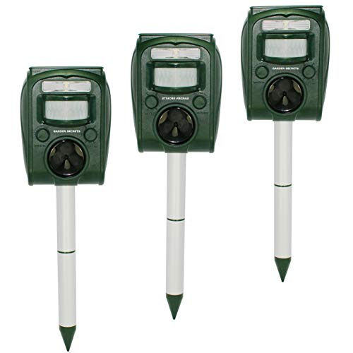GARDEN SECRETS (2023 Version) Compact Solar Ultrasonic Animal Repellent. Skunk Raccoon Deer Coyote Cat Rat Mice etc Deterrent. Keep Pests Away from Your Property Within 2-4 Weeks. (Green, 3 Pack)