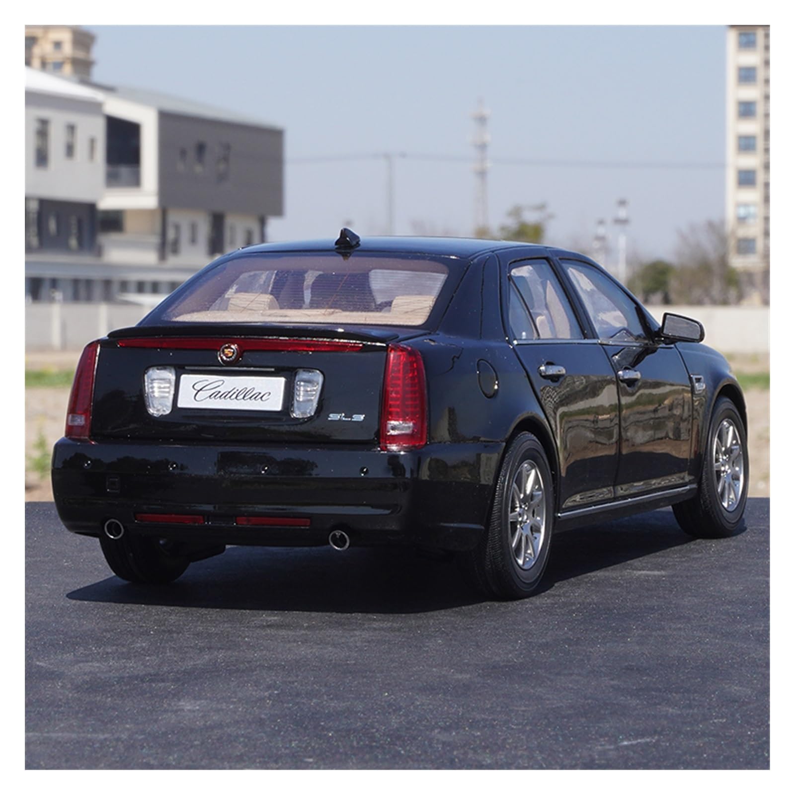 Alloy Resin Car Vehicle Model 1 18 Fit for Cadillac SLS Xts Static Diecast Scale Alloy Car Model Static Display Adult Collection Toys Festive Deluxe Gift (Color : B)