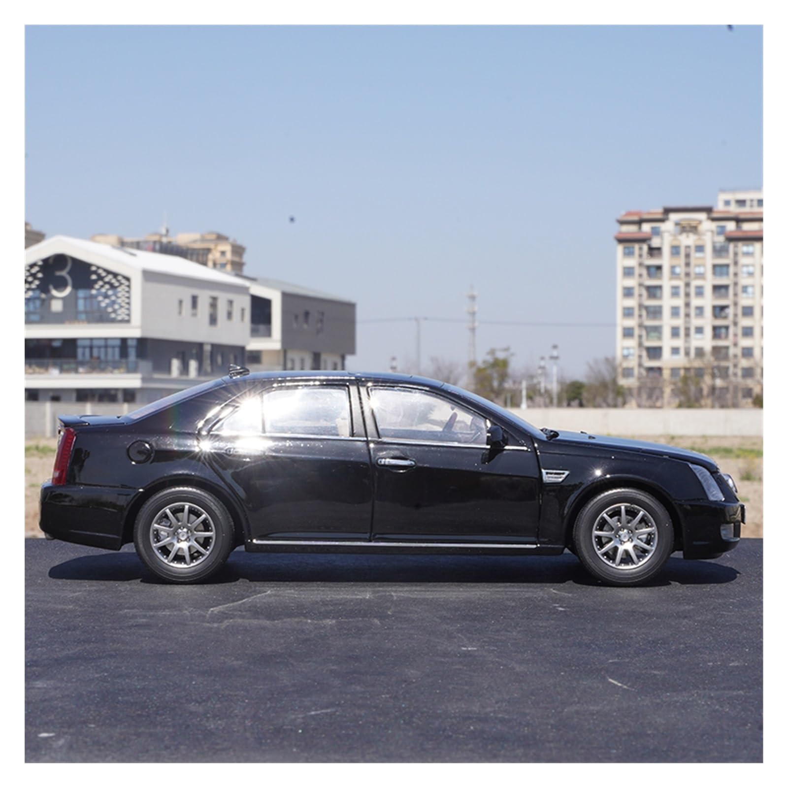 Alloy Resin Car Vehicle Model 1 18 Fit for Cadillac SLS Xts Static Diecast Scale Alloy Car Model Static Display Adult Collection Toys Festive Deluxe Gift (Color : B)