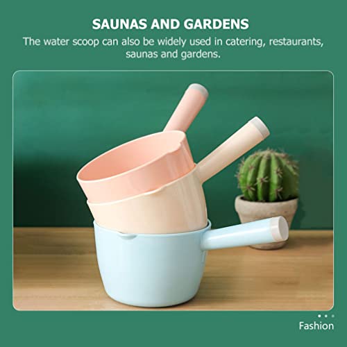 Hemoton 3pcs Long Handle Water Ladle Garden Water Scoop Watering Flower Water Ladle Water Dipper Spoon Bath Ladle Scoop for Home Garden Tea Ceremony Bathroom Sauna Light (As Shown)