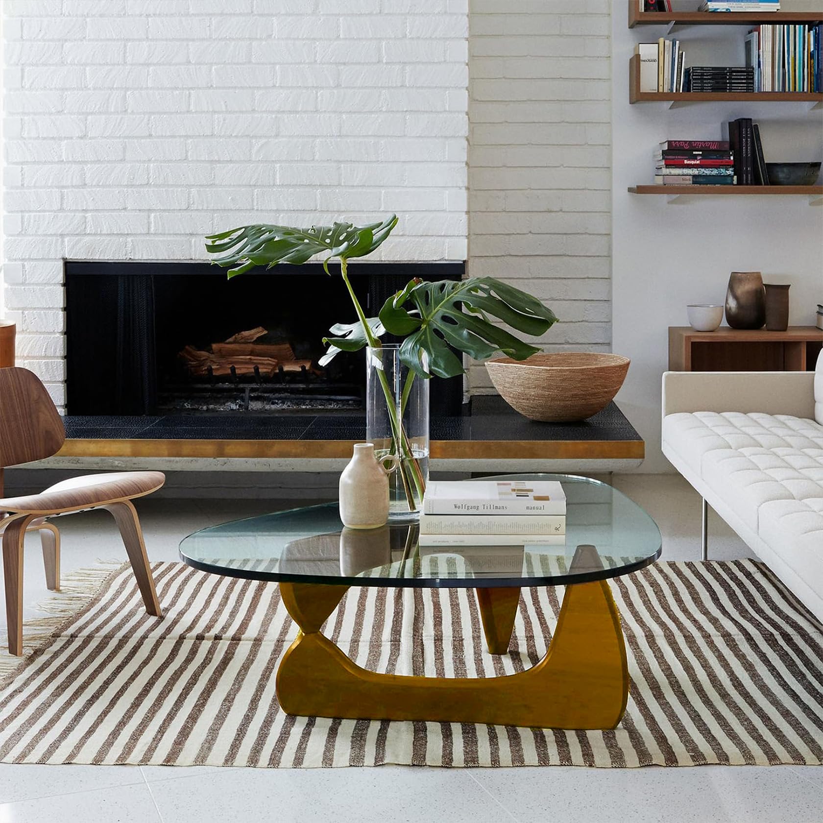 Mid-Century Modern Coffee Table - Triangle Glass Top Natural Wood Base Triangle Coffee Table for Living Room Patio Office Abstract End Tables (Walnut/Brown, Small 32.2 * 22.4 * 16in)