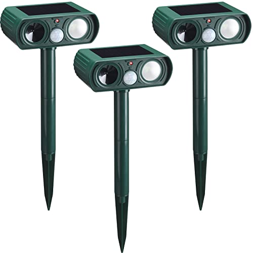 Kittmip Ultrasonic Solar Animal Repeller, Solar Outdoor Animal Repeller Motion Detection with LED Flash Light Alarm Defender Cat