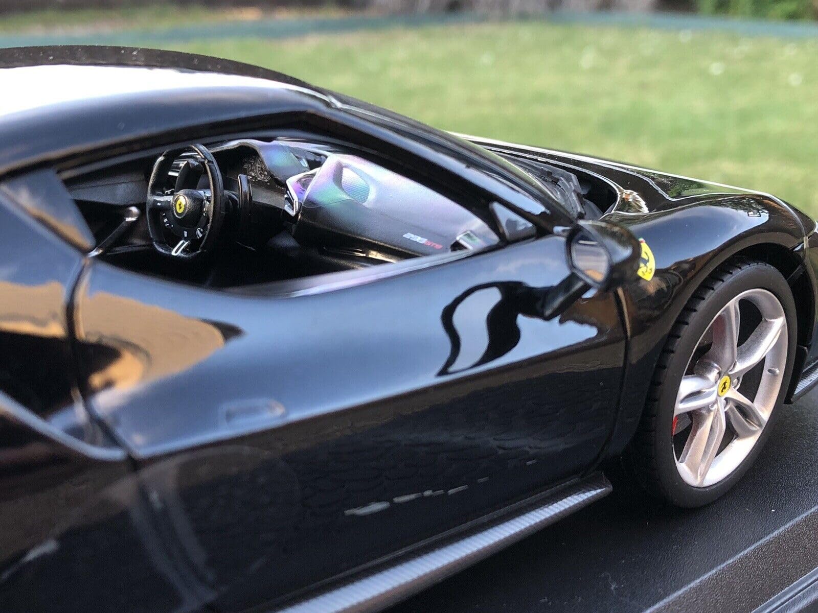 Maisto Ferrari 296 GTB 1:18 die cast Metal Model Special Edition Collection