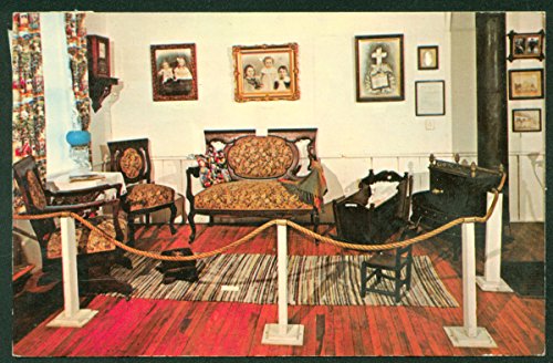 Grandma Moses Schoolhouse Eagle Bridge New York Interior Parlor Vintage Postcard
