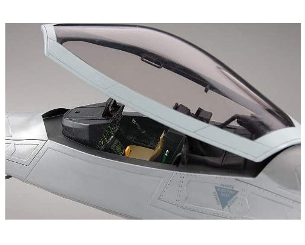 Hasegawa 1/48 F-22 Raptor USAF