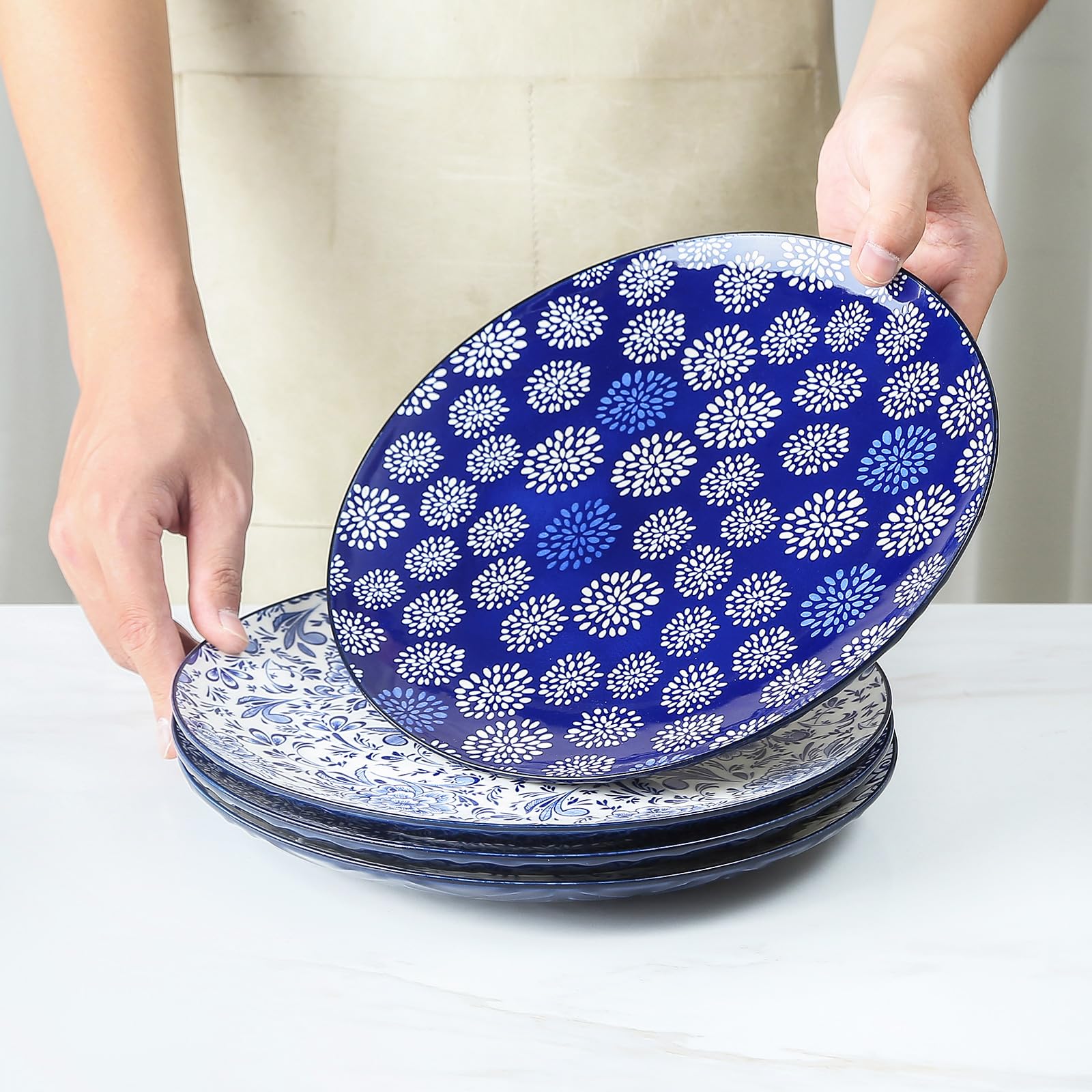 KitchenTour Ceramic Dinner Plates, 10.5 Inch Large Embossed Salad Plates Set of 4, Serving Plates for Dessert, Pasta, Steak, Dishwasher and Microwave Safe