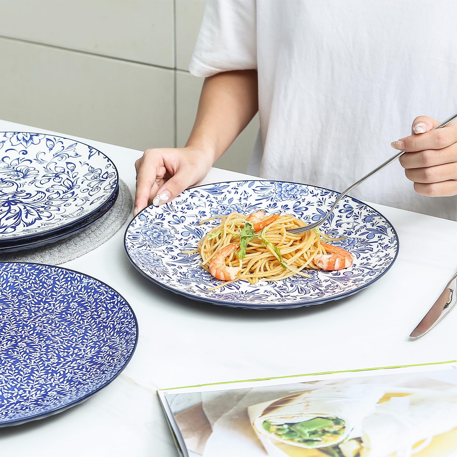 KitchenTour Ceramic Dinner Plates, 10.5 Inch Large Embossed Salad Plates Set of 4, Serving Plates for Dessert, Pasta, Steak, Dishwasher and Microwave Safe