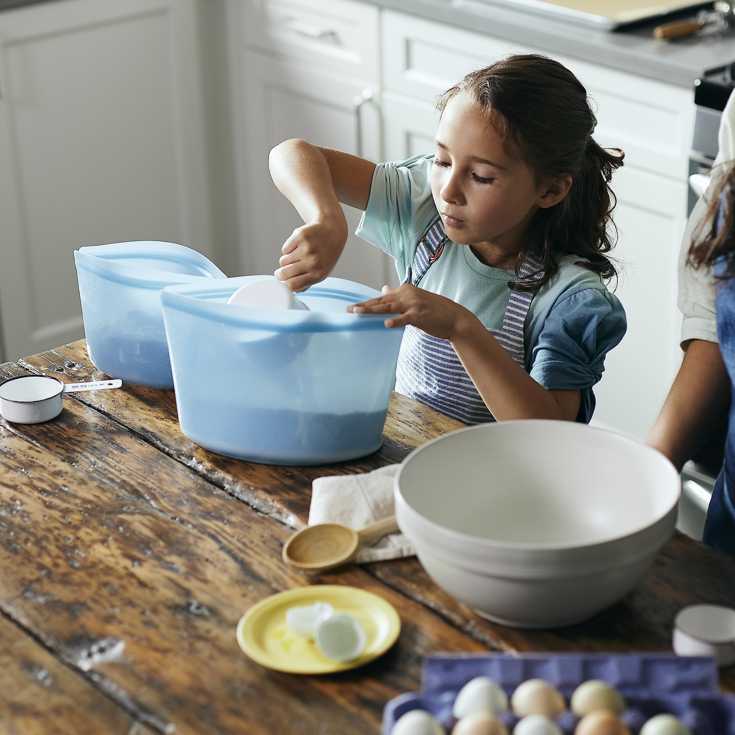 Stasher Premium Silicone Reusable Food Storage Bag, Blue | Microwave, Sous Vide, Dishwasher, Oven and Freezer Safe | BPA Free, Leak-free, Eco-friendly, 8-Cup Bowl