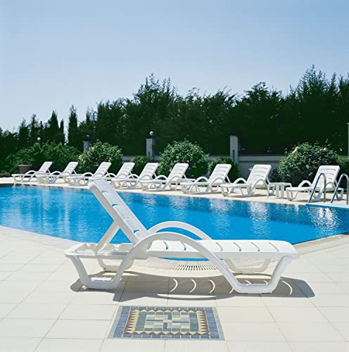 Compamia Sunrise Pool Chaise Lounge in White (Set of 4)