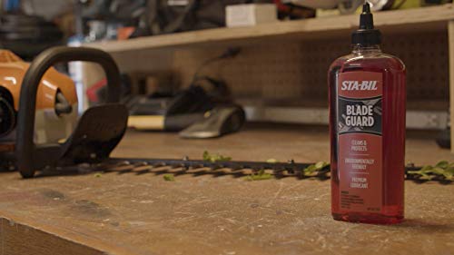 STA-BIL Blade Guard - Premium Blade Lubricant, Helps Maintain Blade Edge, Will Not Harm Plants, Protects Against Rust and Corrosion, Safe for Use On Gas and Electric Equipment, 12oz (22503), Orange