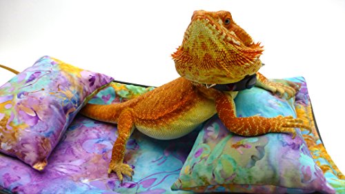 Chaise Lounge for Bearded Dragons, Watercolor Flowers Fabric