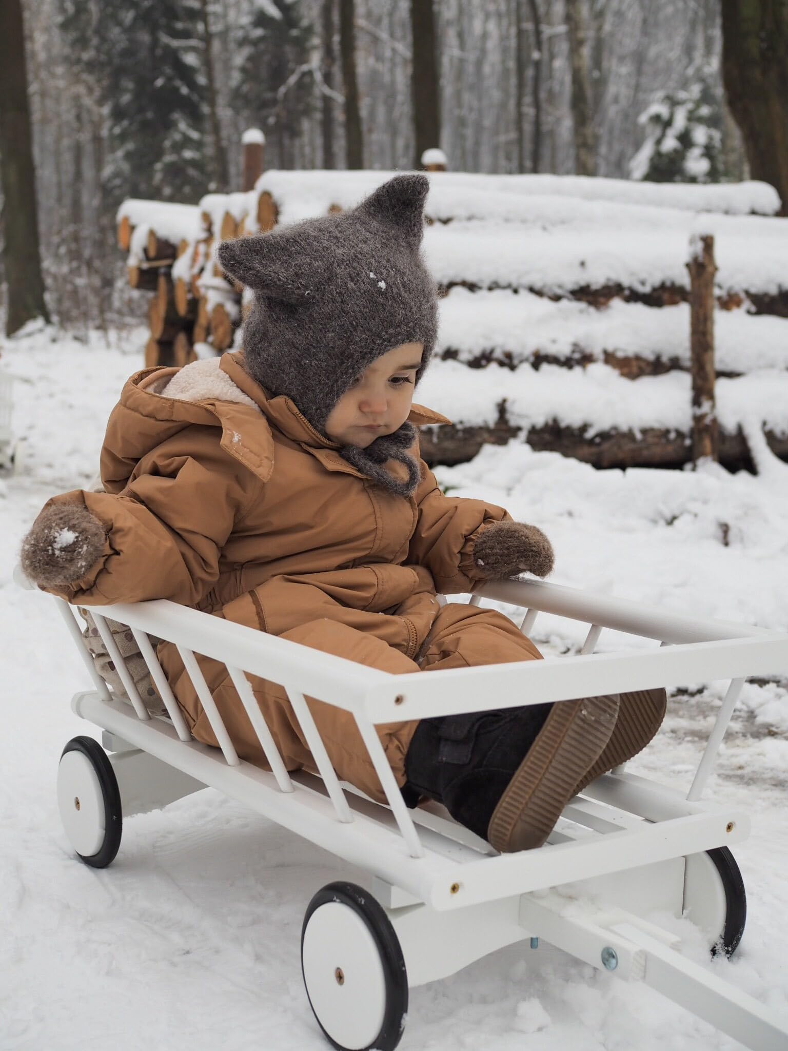 Premium Wooden Wagon MIKUS - Safe and Beautiful | Ideal for Weddings and Flower Girls | Color: White Fluff| Wheels: Rubber