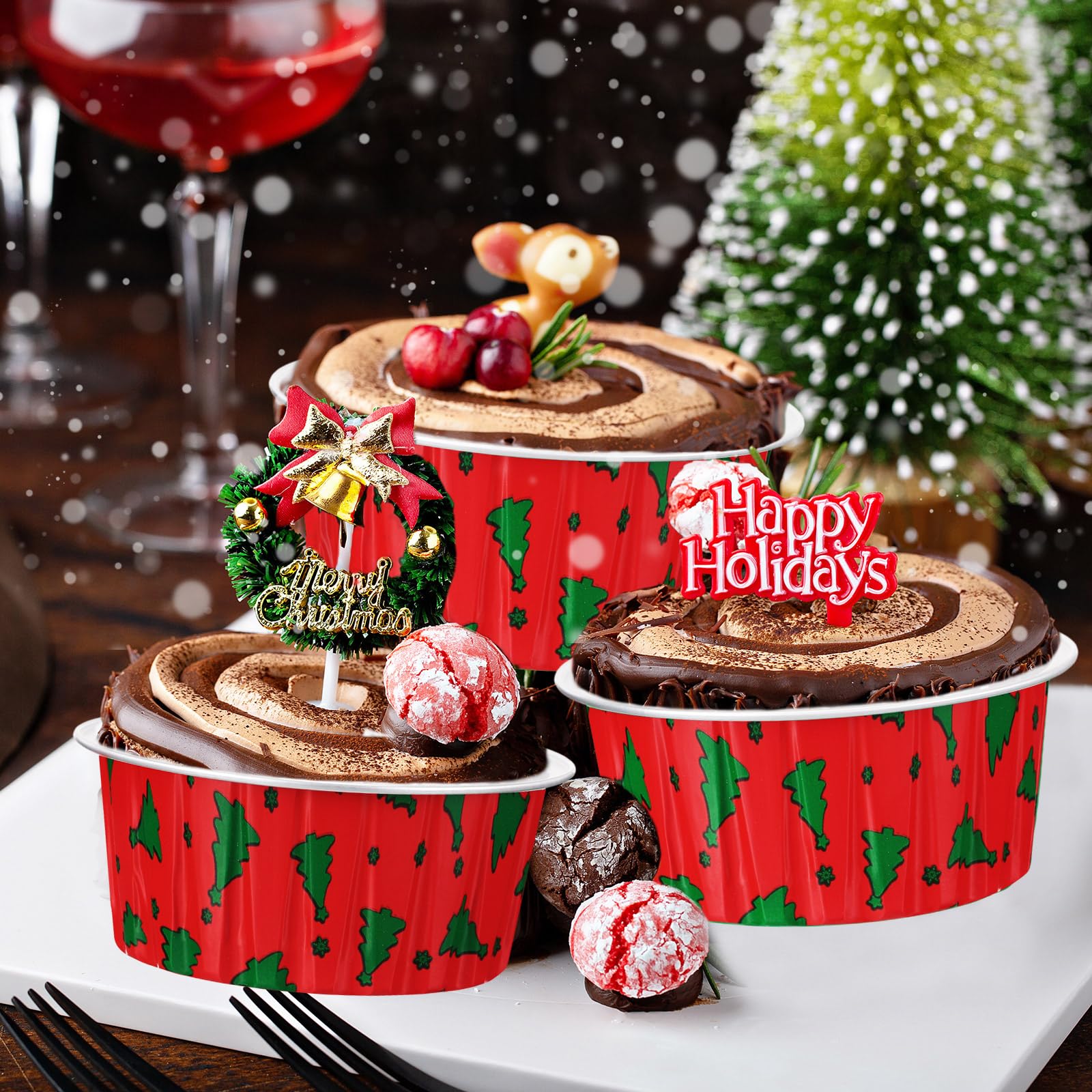 Umigy 100 Pcs Christmas Aluminum Foil Baking Cups with Lids 4.3oz Baking Liner Cups Xmas Disposable Ramekins Muffin Tins Cupcake Baking Pan Foil Cupcake Containers for Christmas Party (Christmas Tree)
