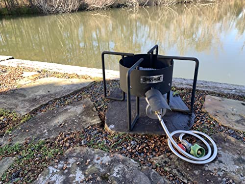 Bayou Classic KAB4 16-in Bayou Banjo Cooker Features 10-in Cast Iron Burner 16-in Cooking Surface 3/8-in Round Bar Welded Frame 30-psi Adjustable Regulator w/ 48-in Stainless Braided Hose