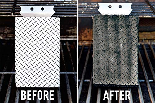 Q-Swiper BBQ Grill Cleaner Set - 1 Grill Brush with Scraper and 25 BBQ Grill Cleaning Wipes | No Bristles & Wire Free | Safe Way to Remove Grease and Grime for A Clean and Healthy Grill!