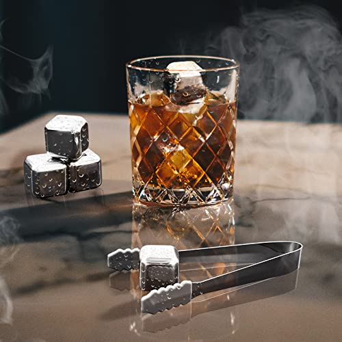 Cocktail Smoker Kit, Old Fashioned Smoker kit with Torch, 4 Kinds of Wood Smoker Chips for Bourbon and Whiskey. Gift for Whiskey Lovers, Dad, Husband, Men(No Butane)