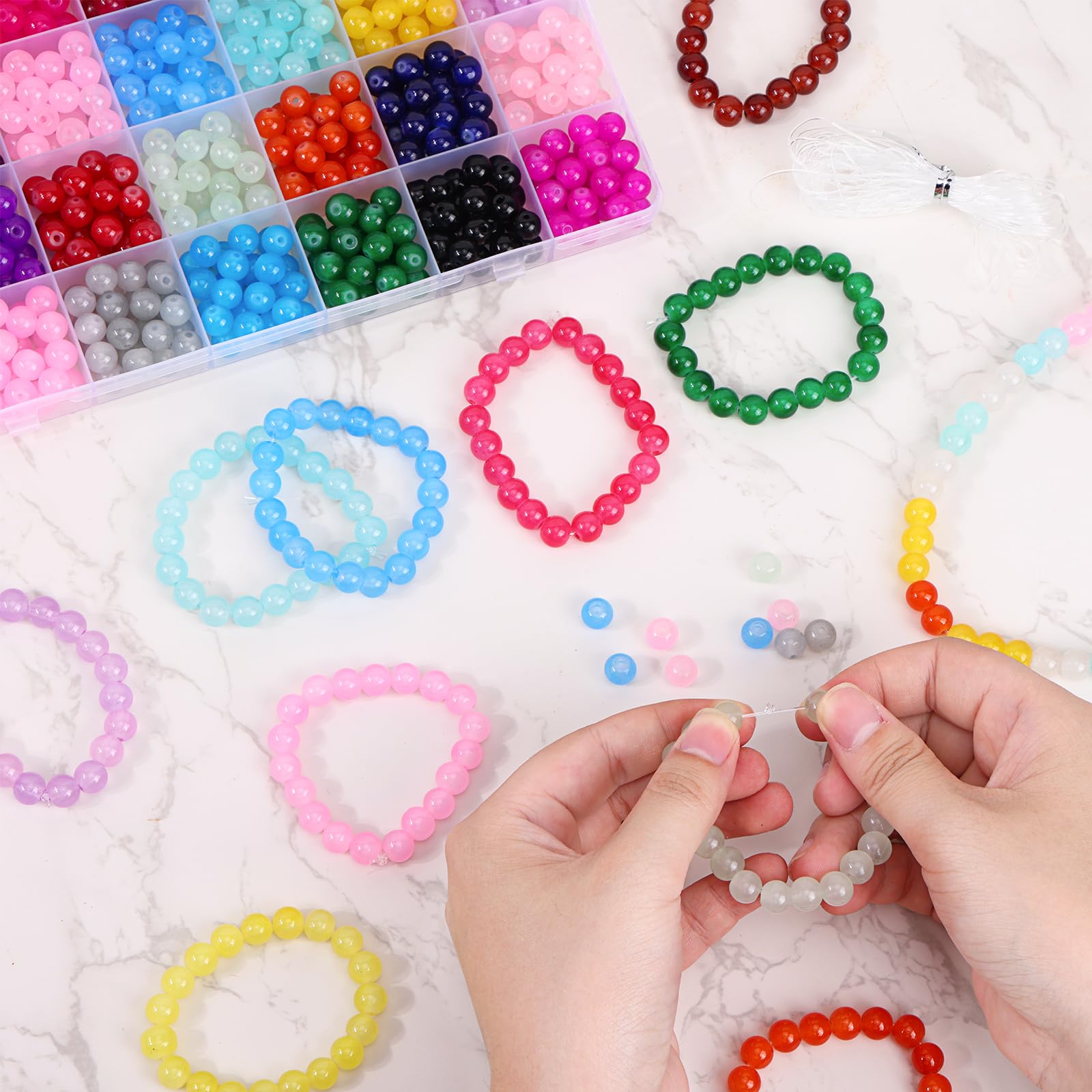QUEFE 700pcs Glass Beads Kit for Jewelry Making, 28 Colors 8mm Crystal Beads Bulk for Bracelet DIY Crafts