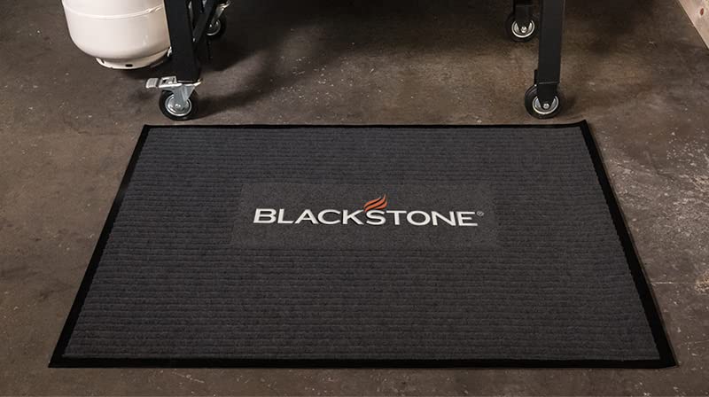 Blackstone Griddle Accessories Grill Splatter Mat (43.5" x 30.5"), 5036, Under The Grill Mat for Patio & Deck Protection โ Outdoor BBQ Grilling Barbecue Pad for Gas Grill, Garage, Black.