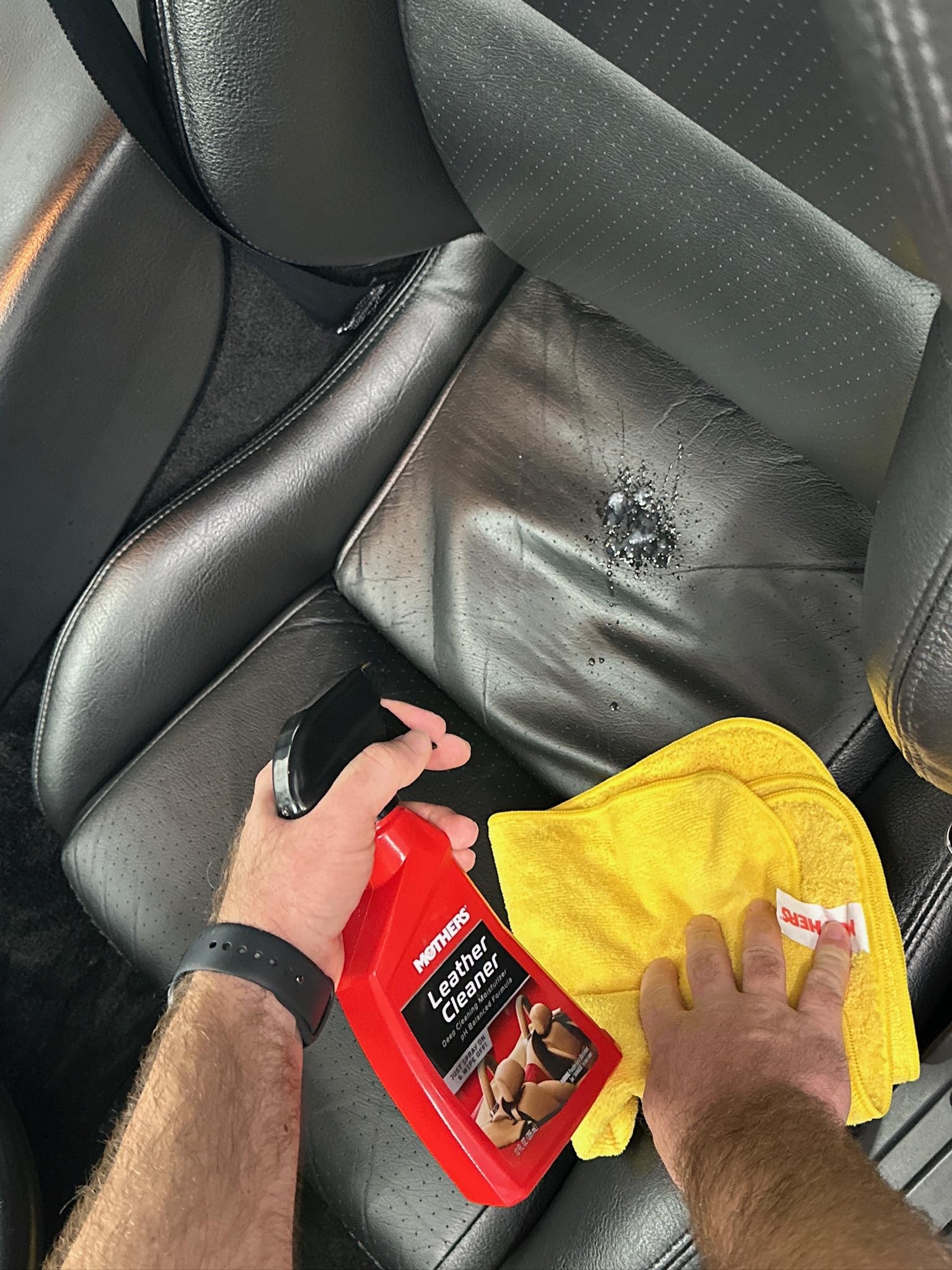 Mothers 06412 Leather Cleaner, 12 oz.