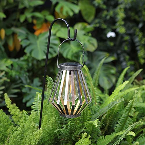 Solar Lights Lantern Outdoor,Metal Waterproof Edison Bulb Lights,Hanging Table Top Decorative Warm White Light for Garden Patio Courtyard Lawn and Fence (1 Pack)