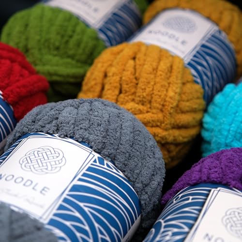 Blanket Extra 1 Pack 250g/8.81oz Polyester 6 Super Bulky (Jumbo) 38 yds Knitting Crochet Crafts & Amigurumi Chunky Chenille Yarn Home Decor (Green)
