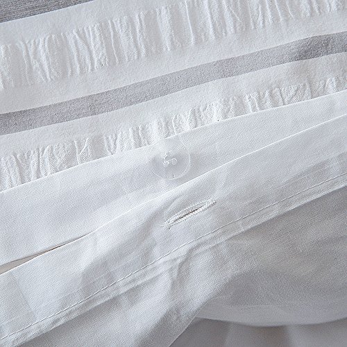 Amazon Brand β Pinzon Seersucker Duvet Cover Set,100% Cotton Yarn Dyed Seersucker Duvet Cover Set,3 Pieces Textured Stripe Bedding Set - Multi Queen