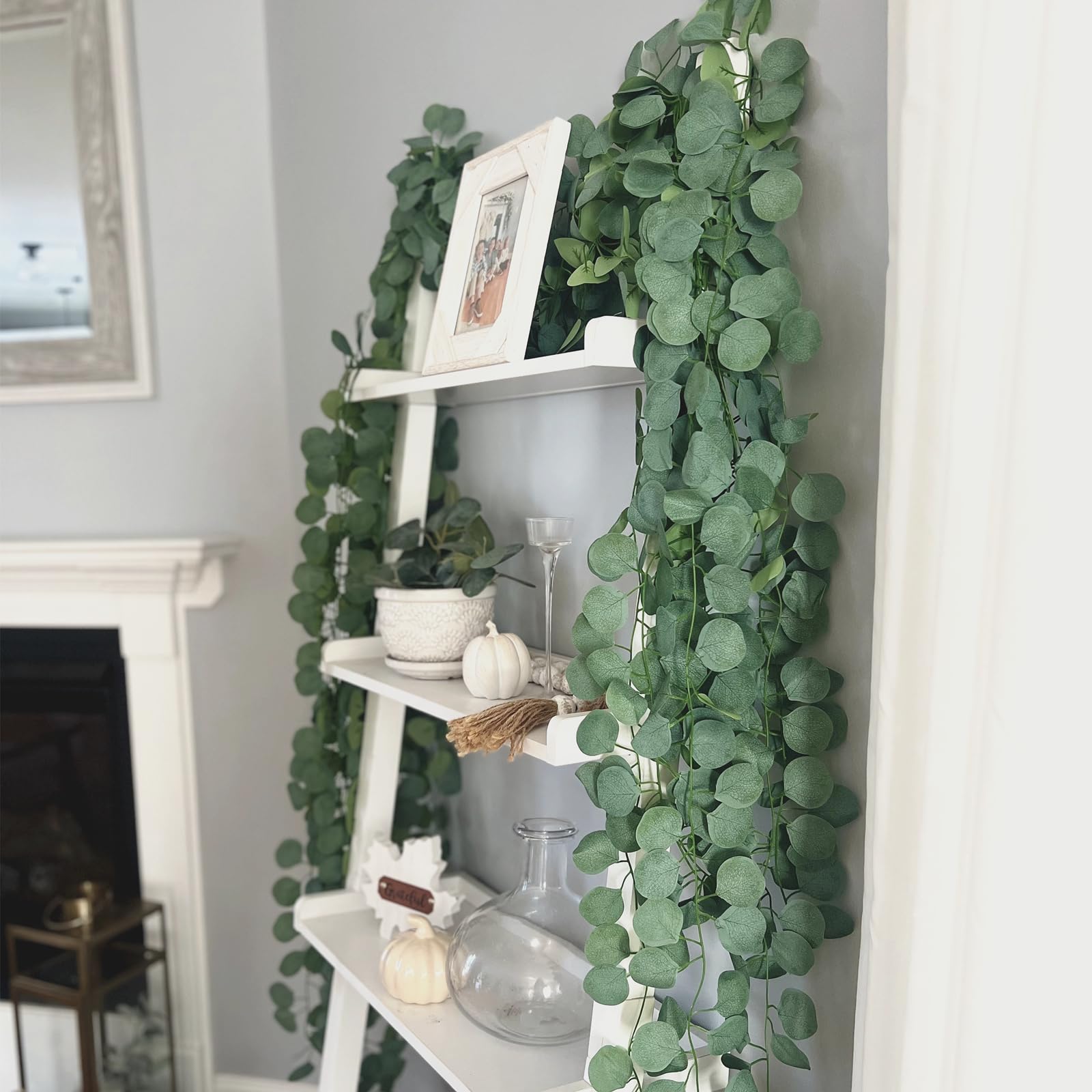 CQURE 14 Pack Eucalyptus Garland, Artificial Greenery Garland Spring Garland Faux Eucalyptus Leaves Table Garland Vines for Wedding Backdrop Fireplace Arch Door Wall Room Decor(98FT)