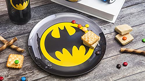 Zak Designs DC Comics Dinnerware 3 Piece Set Includes Plate, Bowl, and Water Bottle, Non-BPA, Made of Durable Material and Perfect for Fans (18/8 Stainless Steel, Batman)