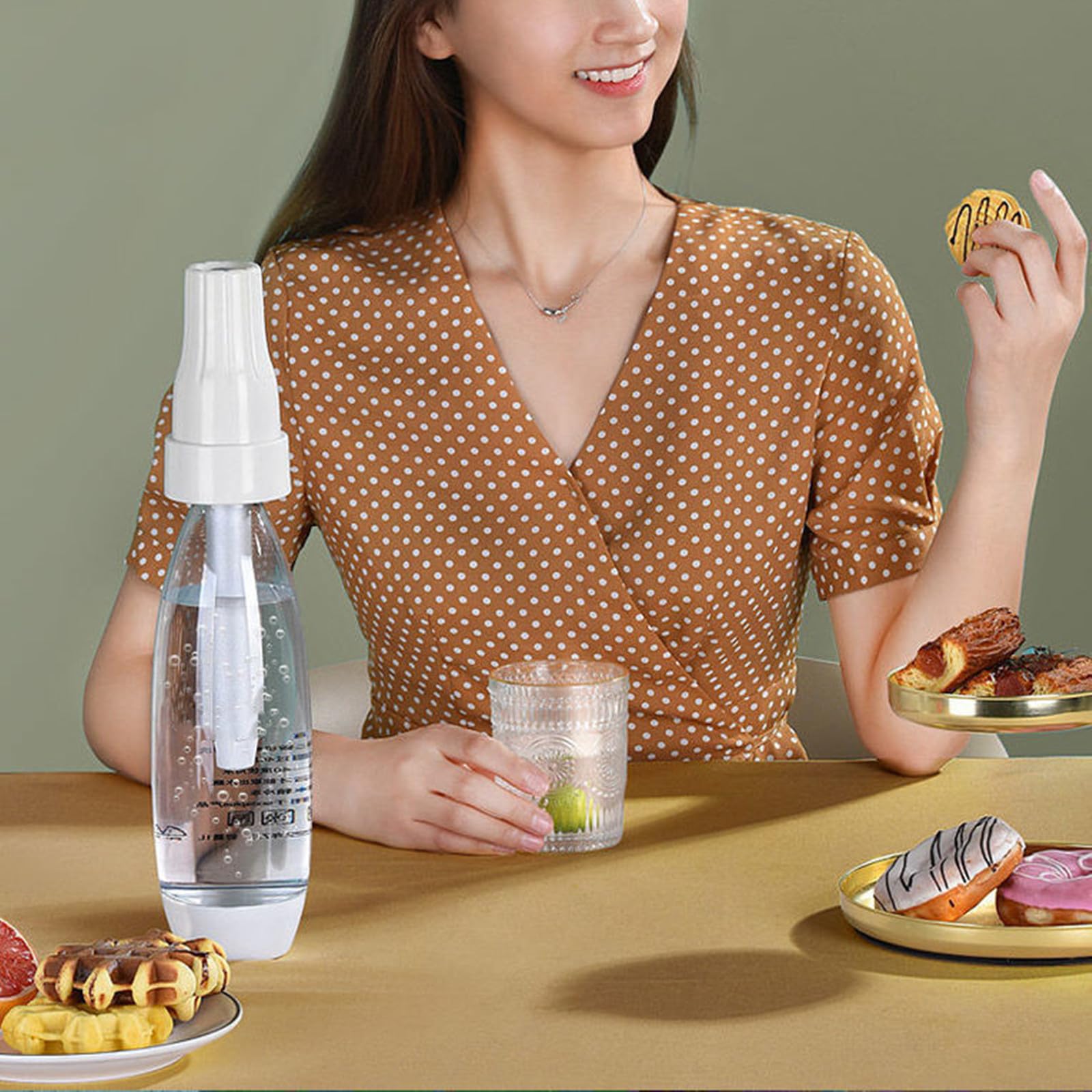 Tnfeeon Sparkling Water Maker Soda Streaming Machine for Carbonating, Fizzy Water Maker DIY Household Homemade for Home Party Restaurant
