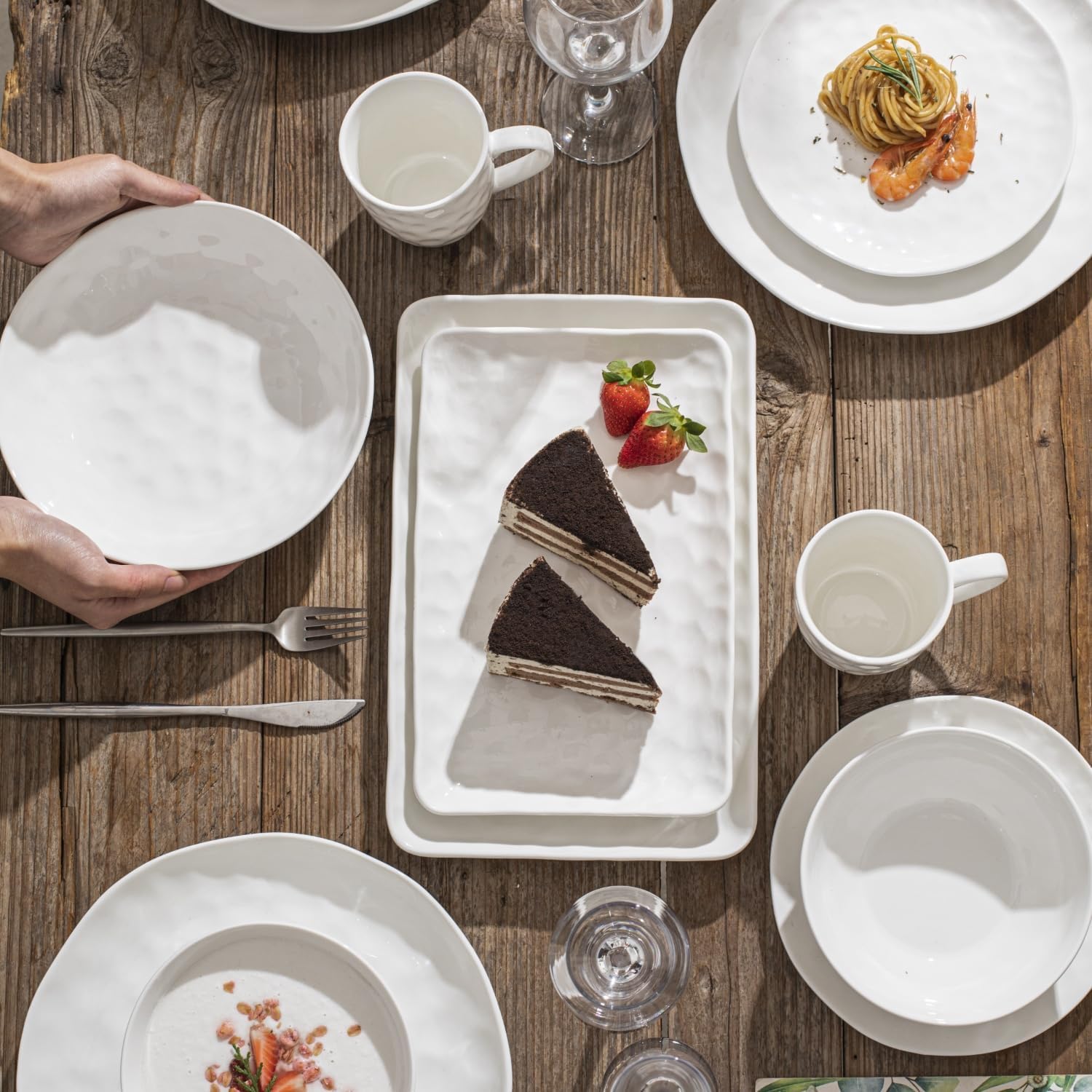 HOMBENE Plates and Bowls Sets, 24 Piece Dinnerware Sets, Porcelain Dinner Set with Plates, Dishes, Bowls, Modern Dish Set for 6