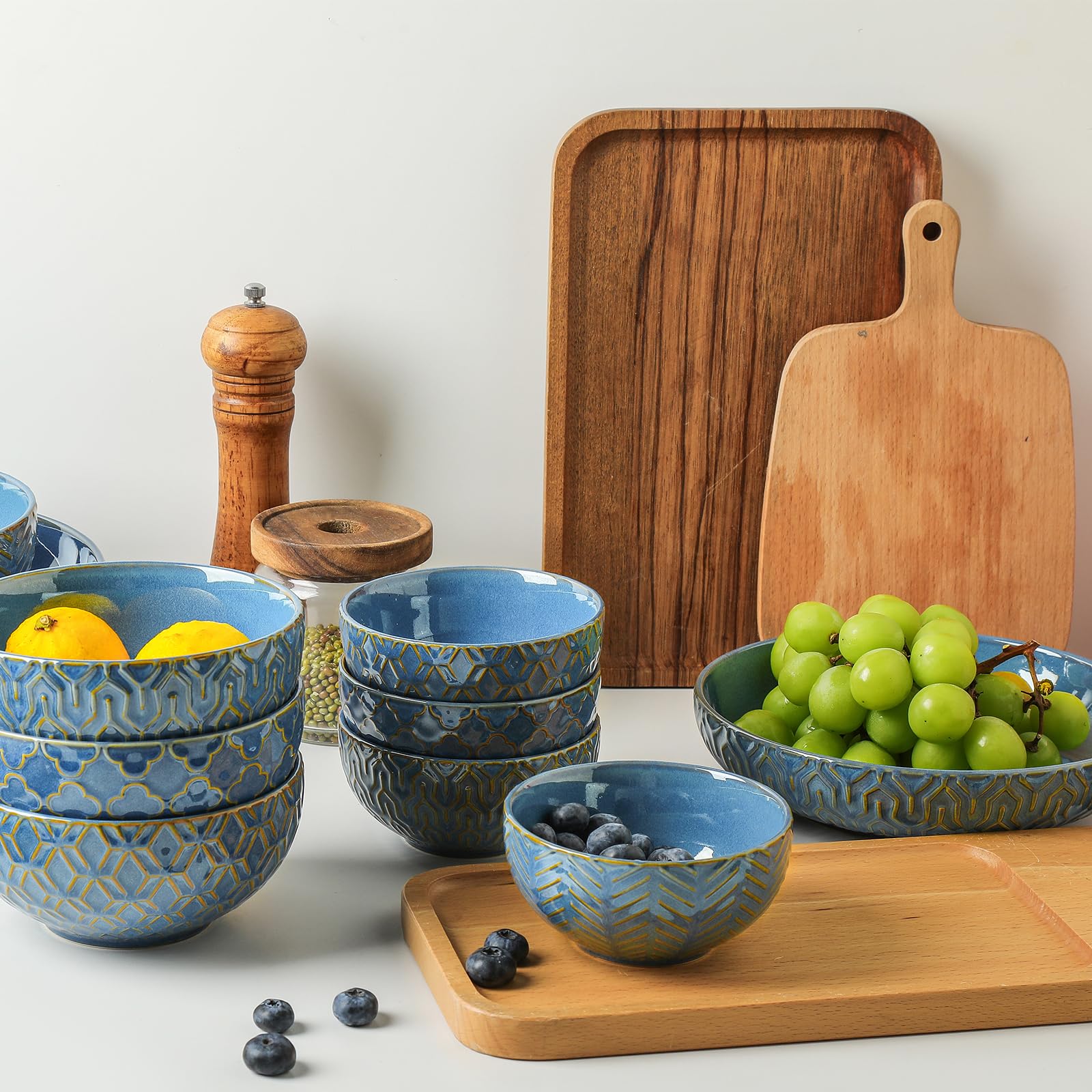 Sureasy Ceramic Pasta Bowls, 30oz Large Salad Bowl, 8.5 inch Embossed Serving Bowl for Kitchen, Wide and Shallow Plates Bowls Set of 4, Microwave, Oven and Dishwasher Safe, Gifts, Blue