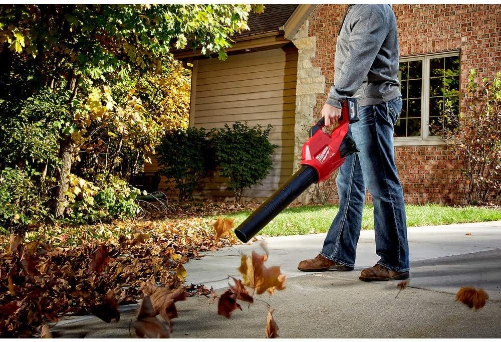Milwaukee Electric Tools M18 Fuel 120 MPH 450 CFM 18-Volt Lithium-Ion Brushless Cordless Handheld Blower (Tool-Only) + Accessories