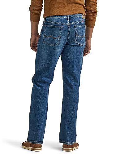 Wrangler Men's Relaxed Fit Boot Cut Jean, Oxford Blue
