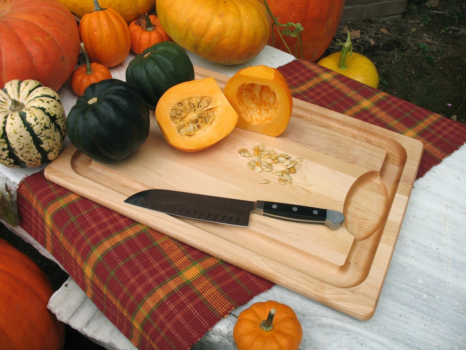 J.K. Adams 20-Inch-by-14-Inch Maple Wood Farmhouse Carving Board with Juice Groove