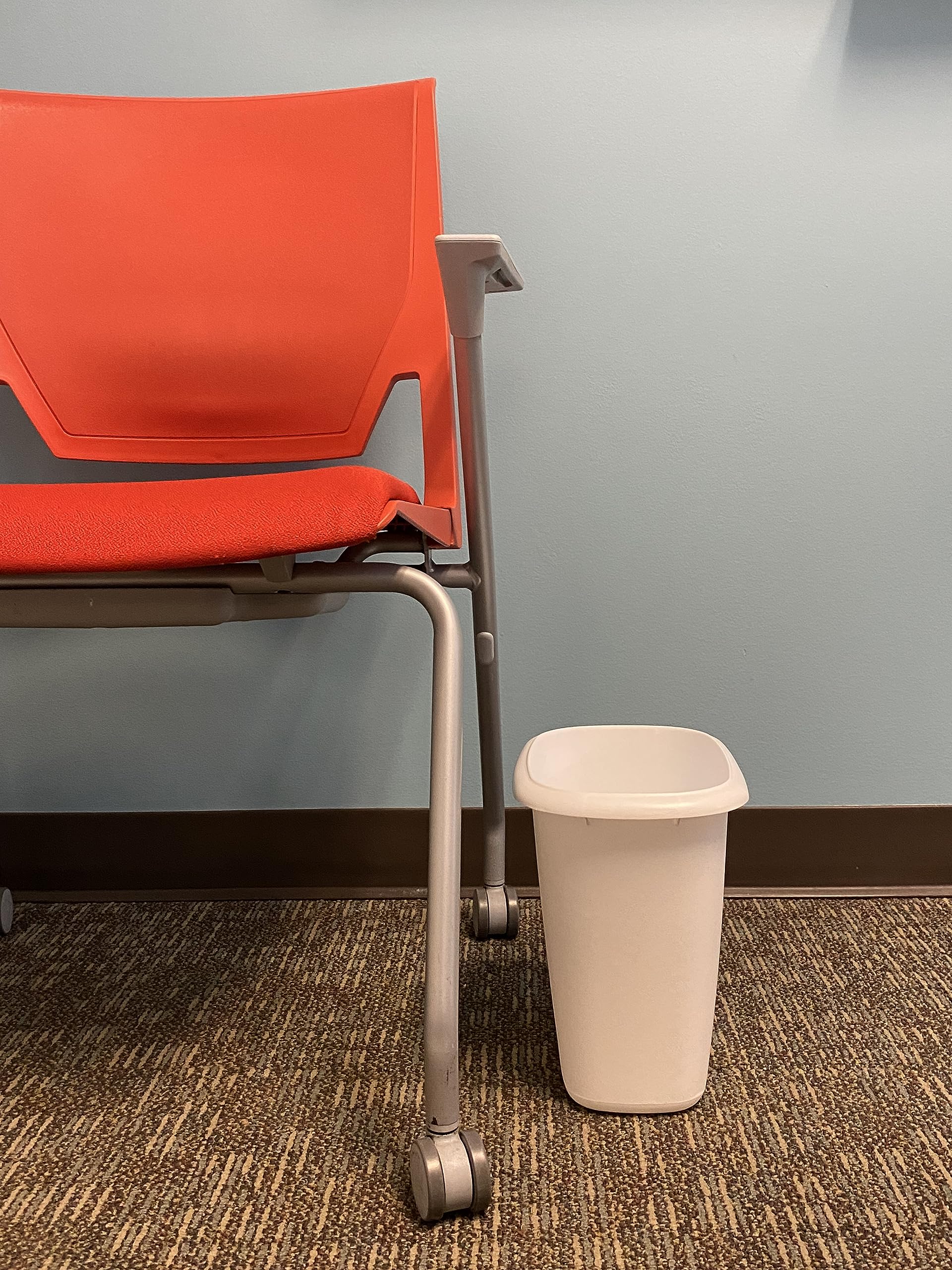 Rubbermaid Vanity Trash Can/Wastebasket, 1.5-Gallons/6-Quarts, White, Small Bathroom/Bedroom/Office Trash can, Fits under Desk/Sink