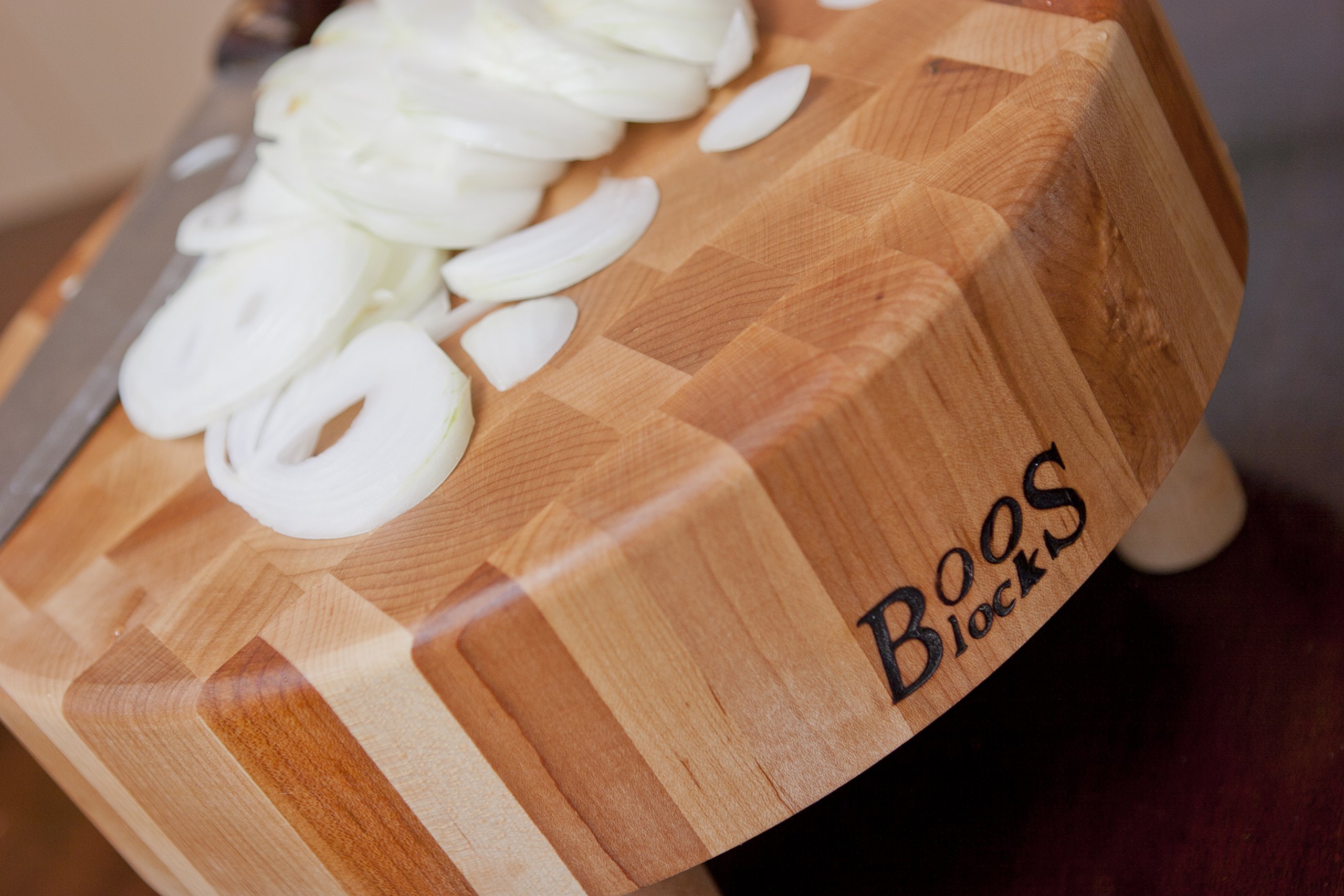 John Boos Block MCR1 Round Maple Wood End Grain Chopping Block with Feet, 12 Inches Round x 3 Inches