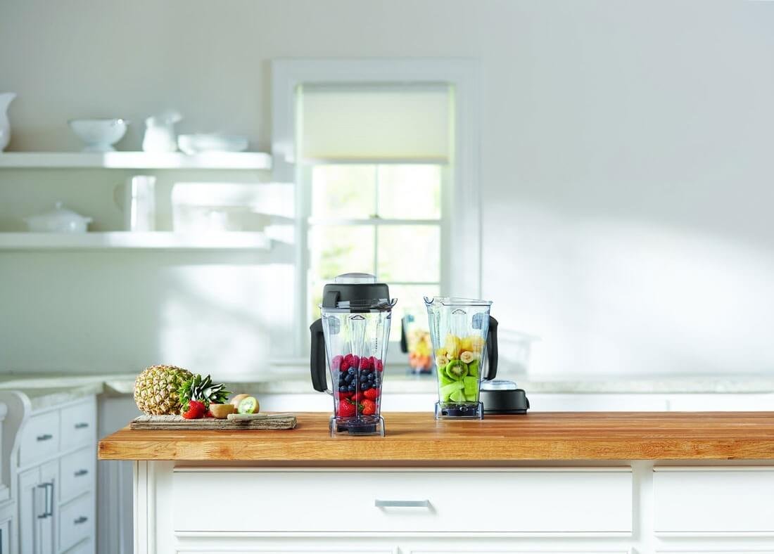 Vitamix CIA Professional Series Blender, Red