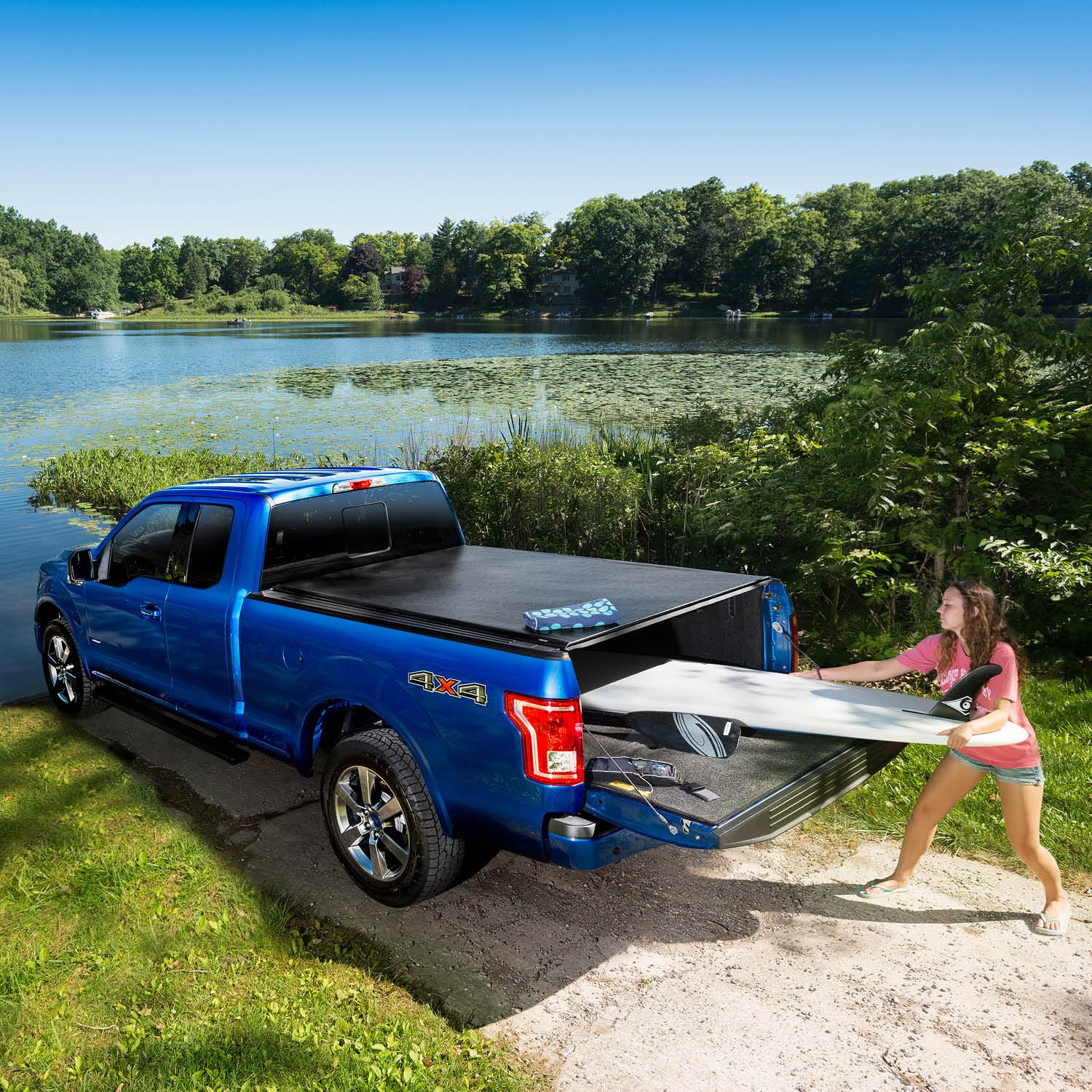 TruXedo Lo Pro Soft Roll Up Truck Bed Tonneau Cover | 520601 | Fits 2005 - 2016 Honda Ridgeline 5' Bed (60")