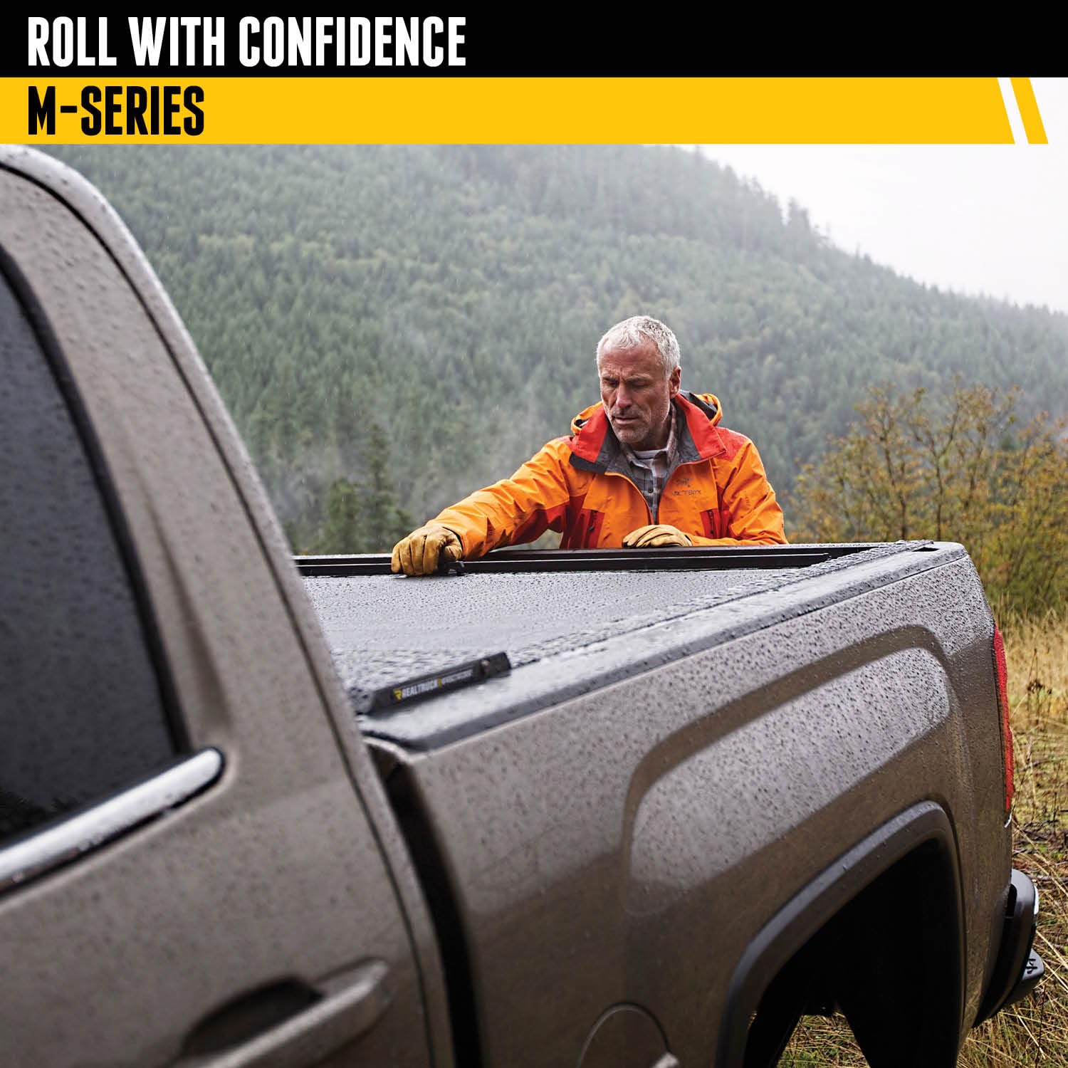 Roll N Lock M-Series Retractable Truck Bed Tonneau Cover | LG112M | Fits 2009 - 2014 Ford F-150 6' 7" Bed (78.8")
