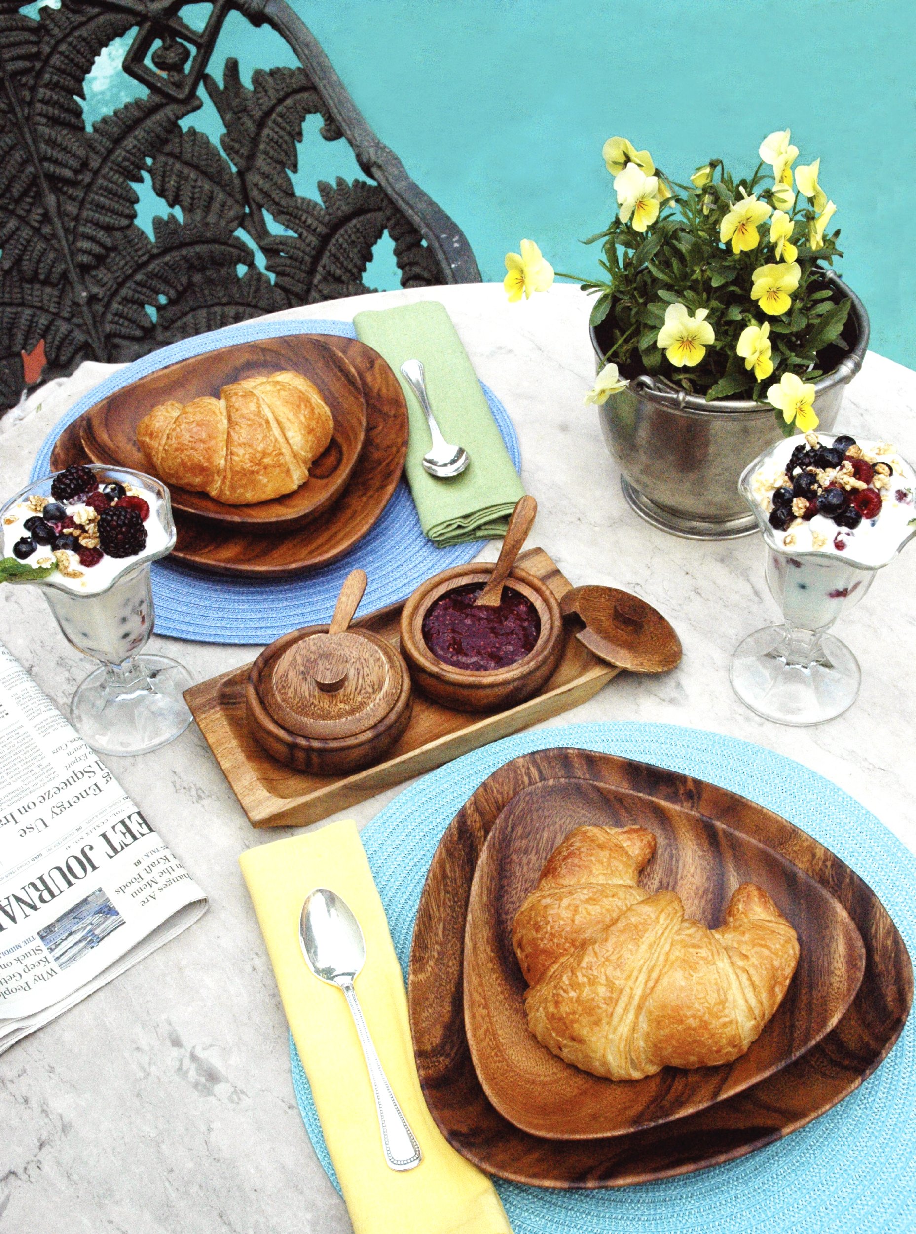 PACIFIC MERCHANTS, PACIFIC MERCHANTS ACACIAWARE Acacia Pacific Merchants Acaciaware 16.5-by 5.5-Inch Wood Oval Baguette Serving Tray
