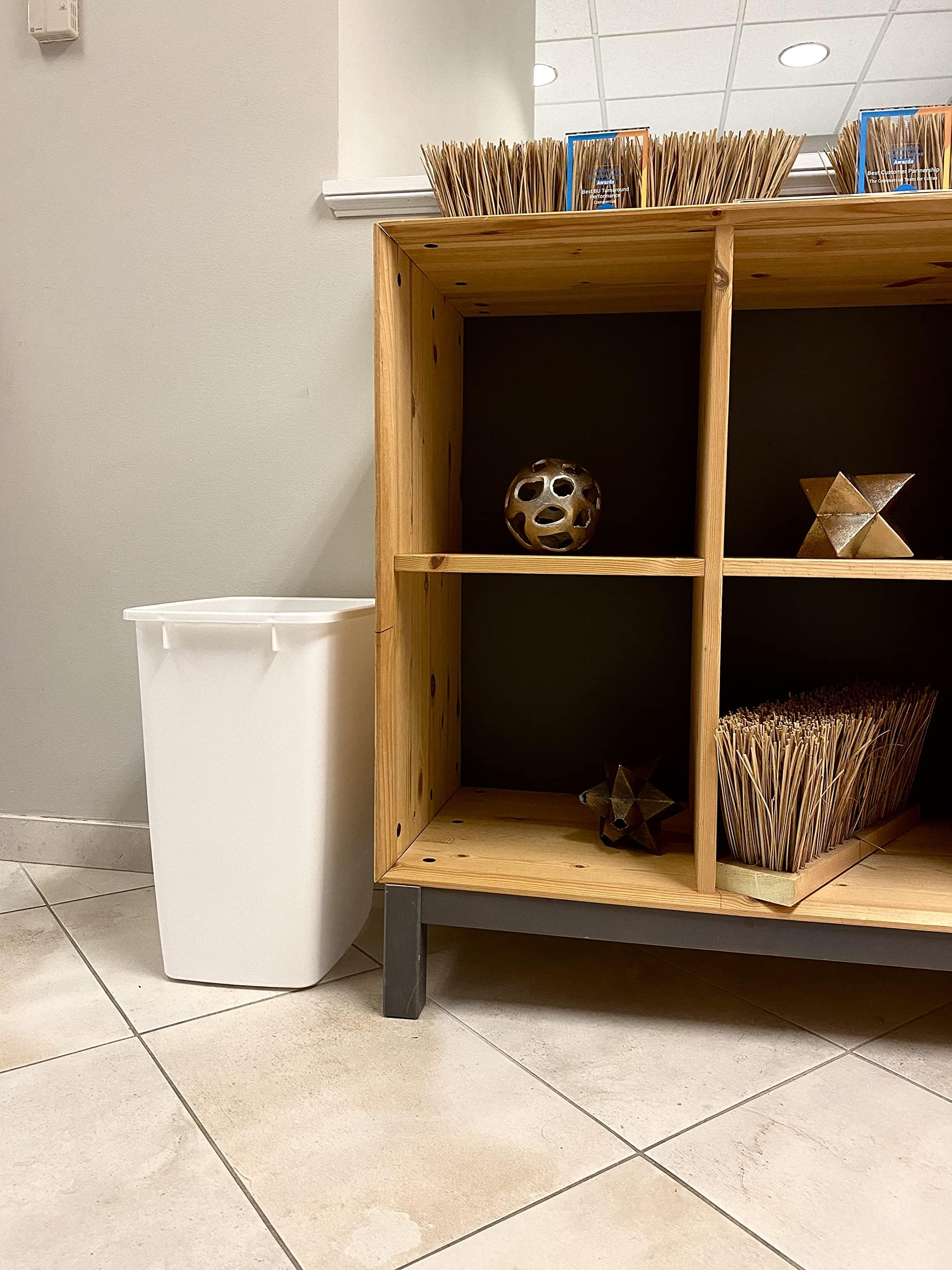 RHP2806TPWHI Open-Top Wastebasket, Rectangular, Plastic, 9 gal, White