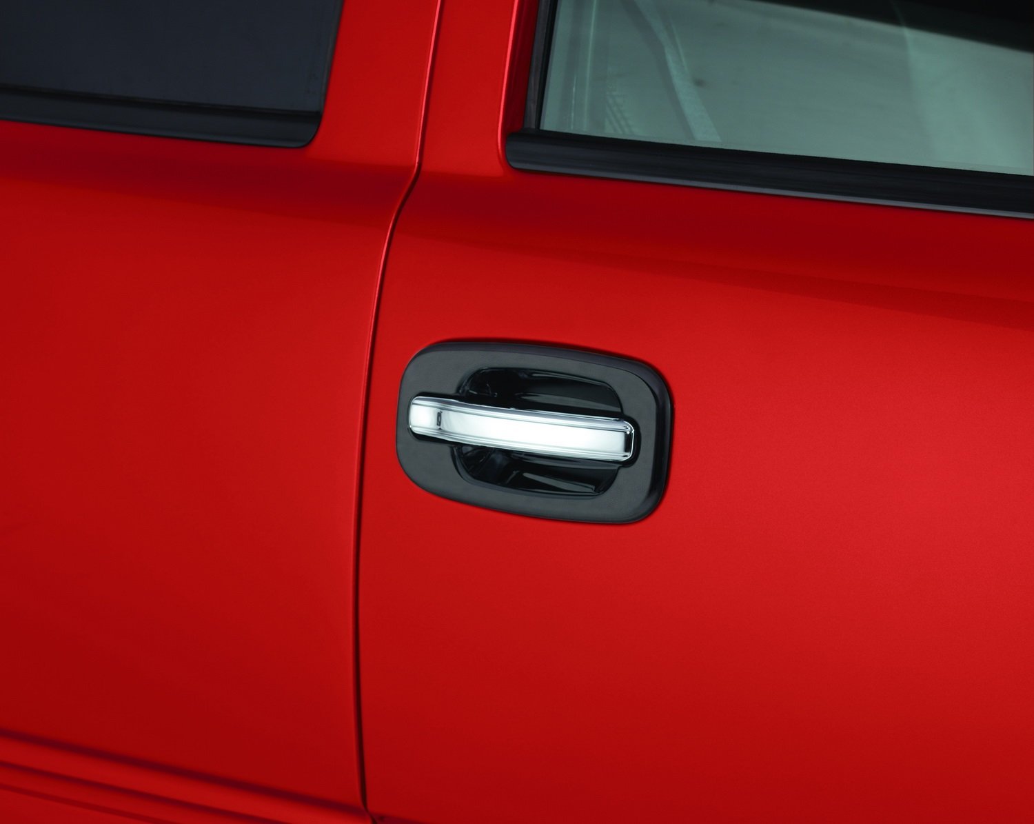 Auto Ventshade 685403 Chrome Door Lever Covers (Handle Only), 2-Door Set for 1999-2007 Silverado & Sierra 1500, 1999-2004 Silverado & Sierra 2500, 2001-2006 Silverado & Sierra 3500, 2001-2006 Silverado 2500HD & Classic